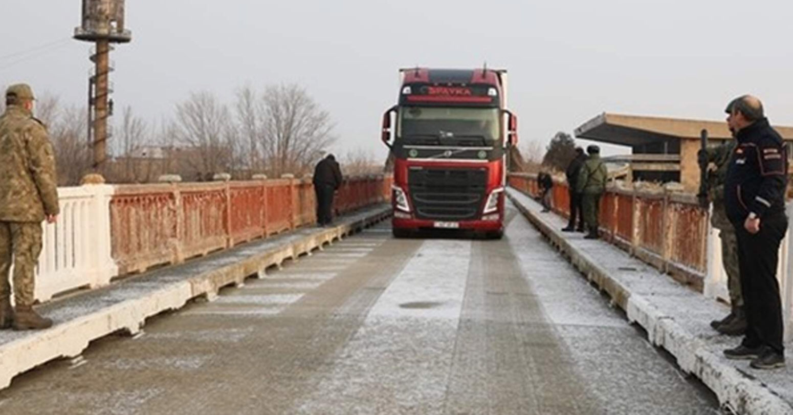 Armenia-Turkey crossing opened for the first time in 35 years to ...